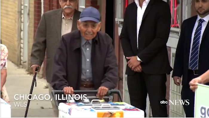 Chicago Paleta Man and His Wife Get $384,290 in Online Donations (VIDEO ...